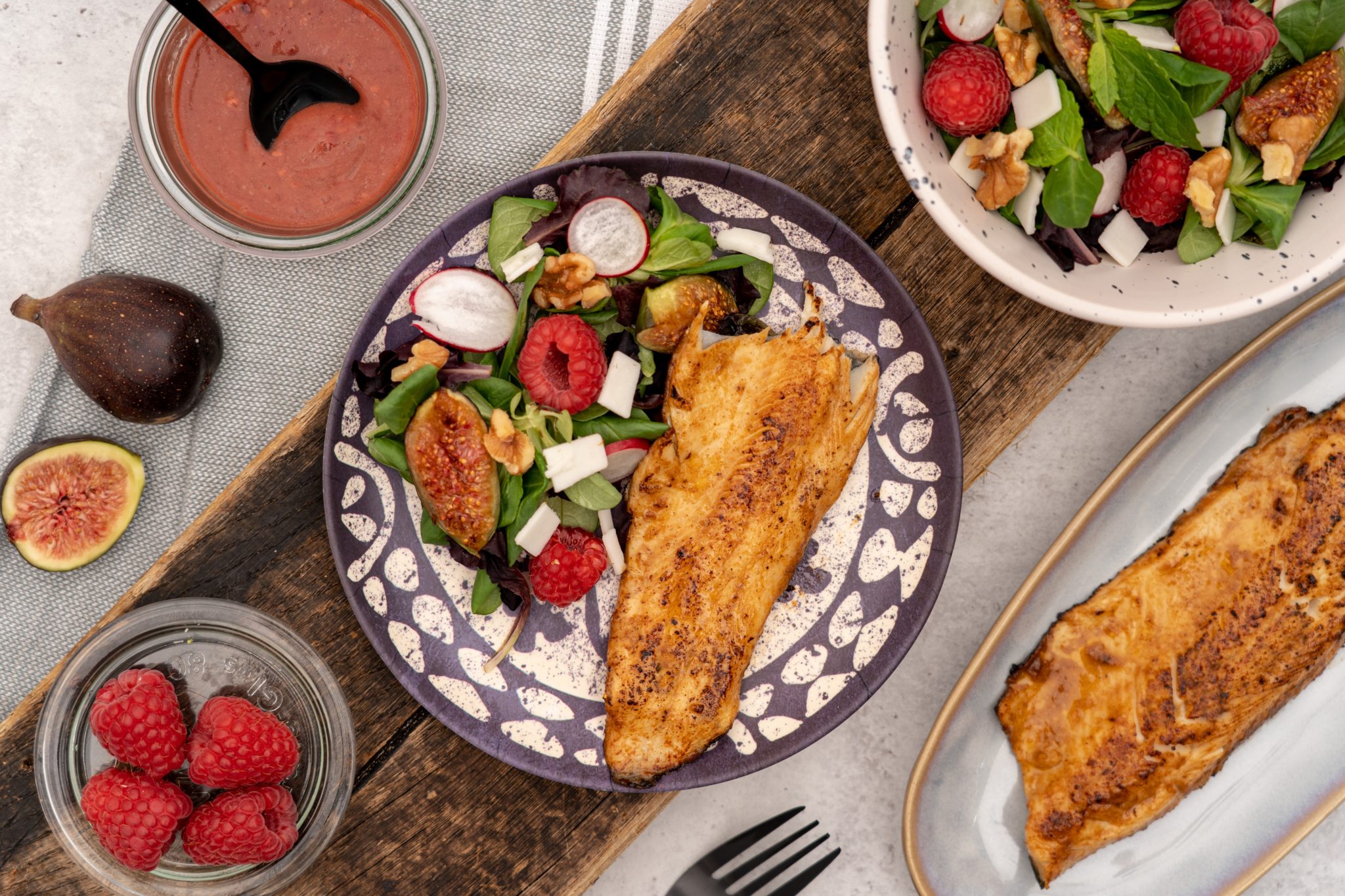 Zwaardvis recept: Gegrilde vis met aardappelen en salade - Freshly Fish